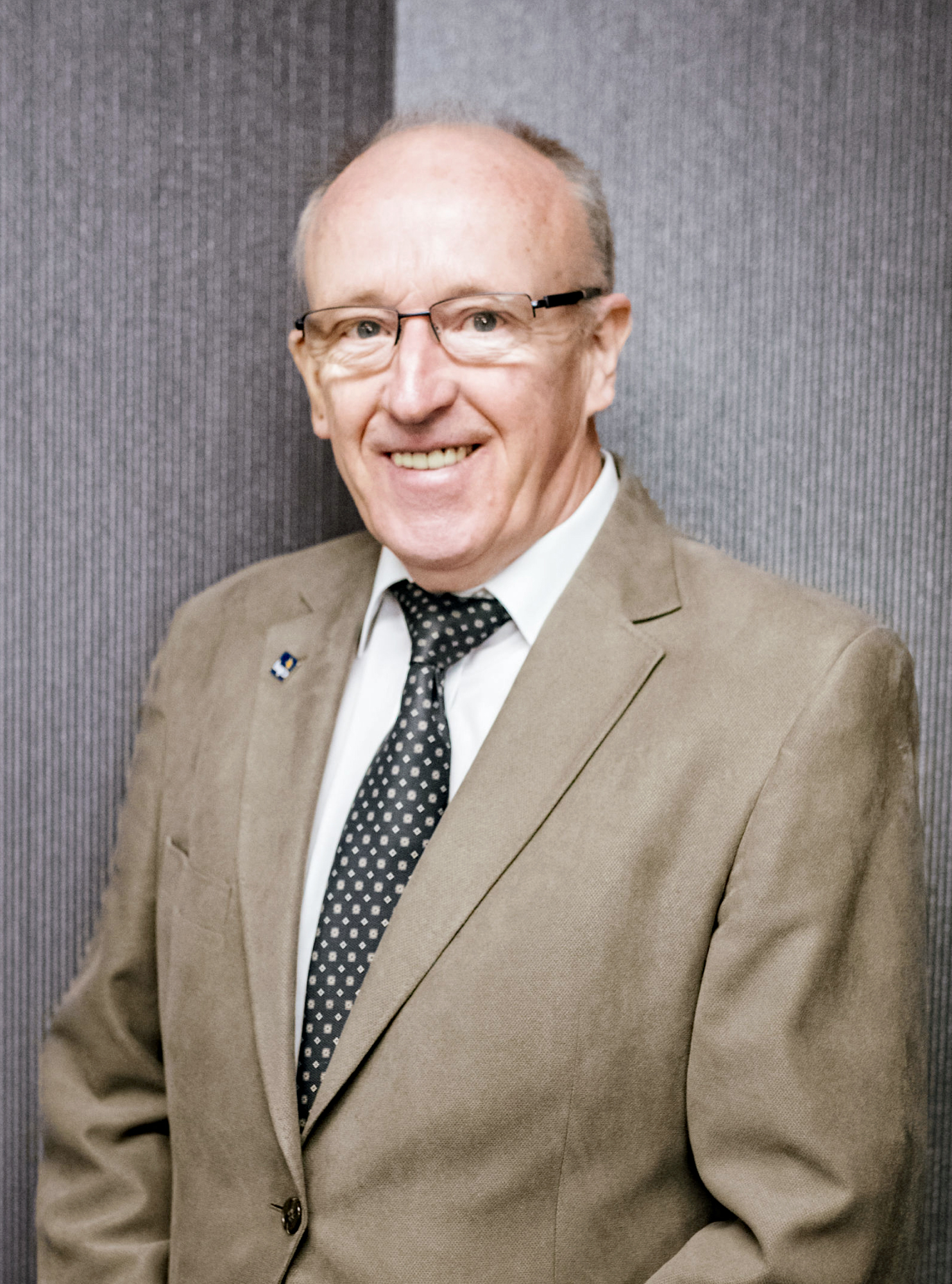 About Me – Edwin Williams – Watercolour artist and Lecturer